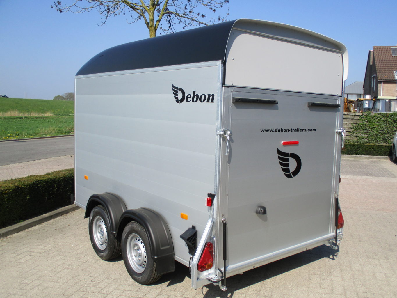 Aanhanger achter camper - Van Berkel Aanhangwagens